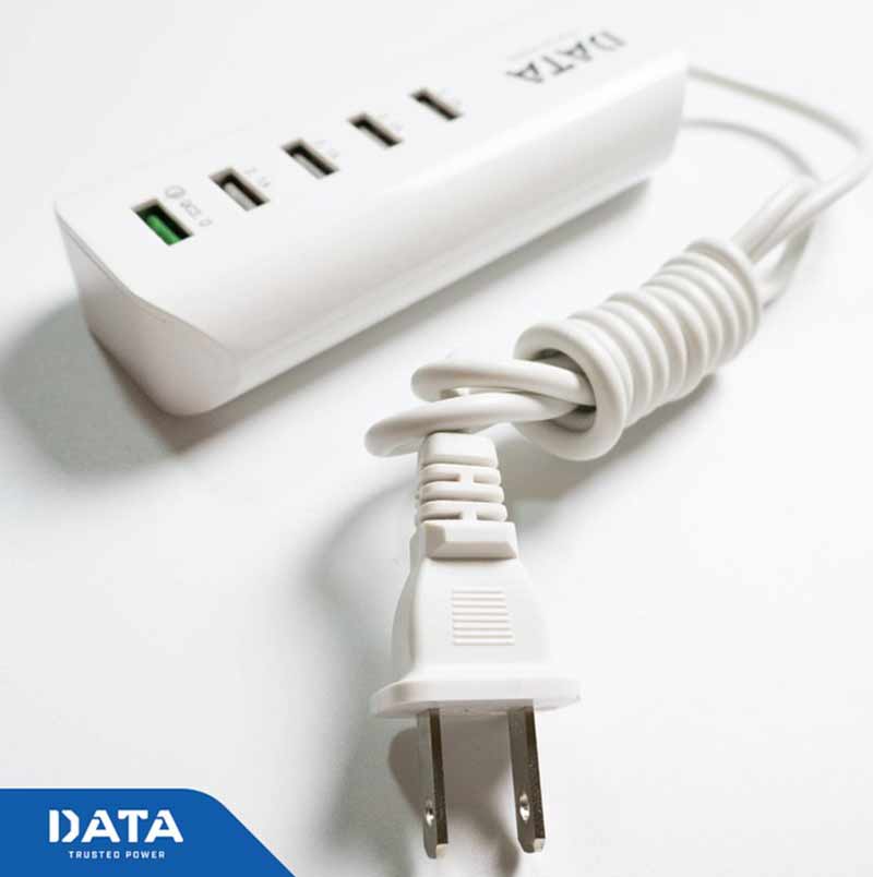 DATA USB Fast Charger White